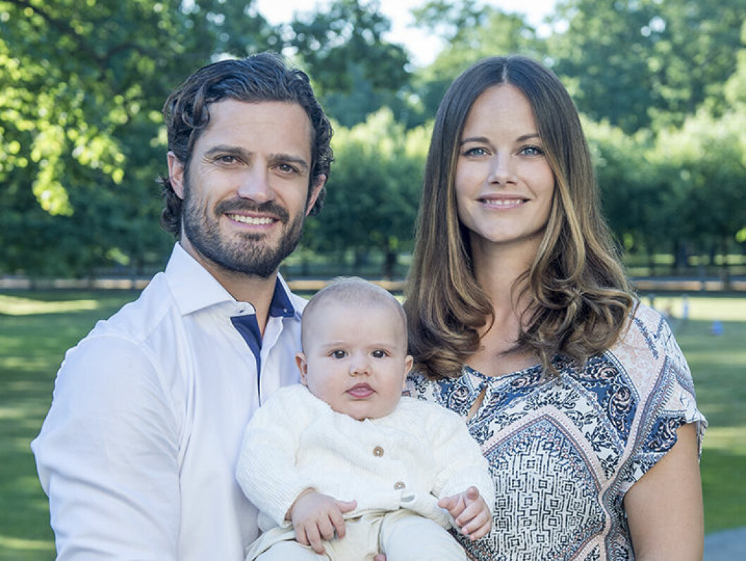 Prins Carl Philip och Sofia hyllas - för medvetna valet kring Alexander ...