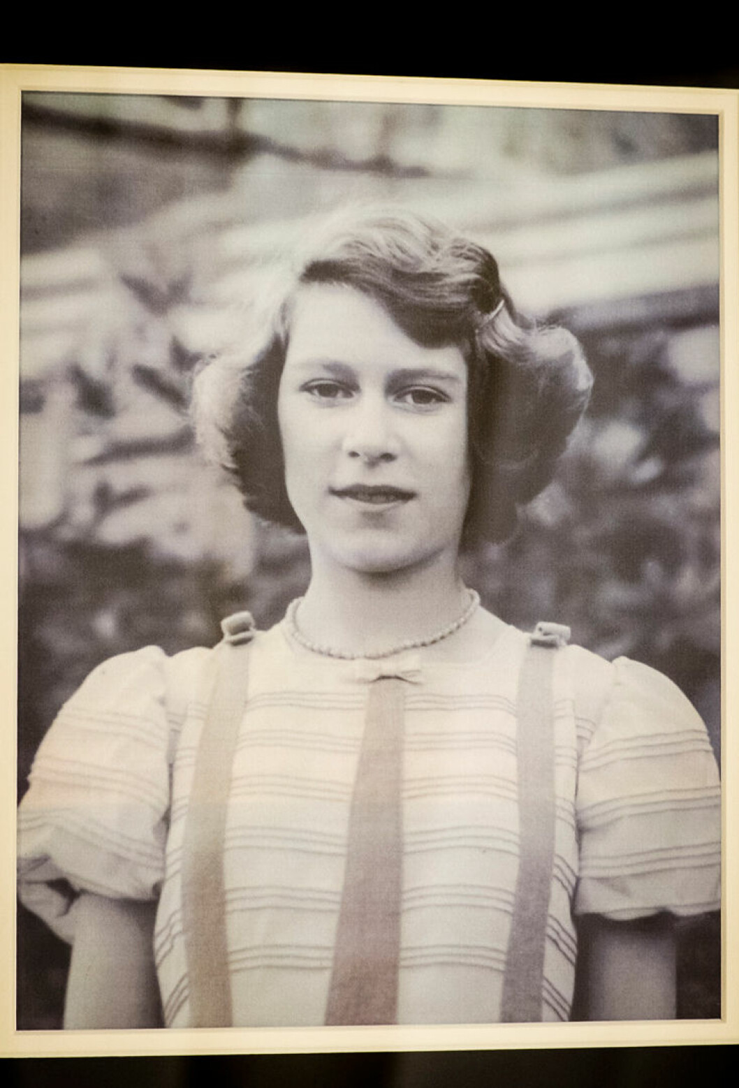 En ny bild på drottning Elizabeth som ung visas nu för första gången ...