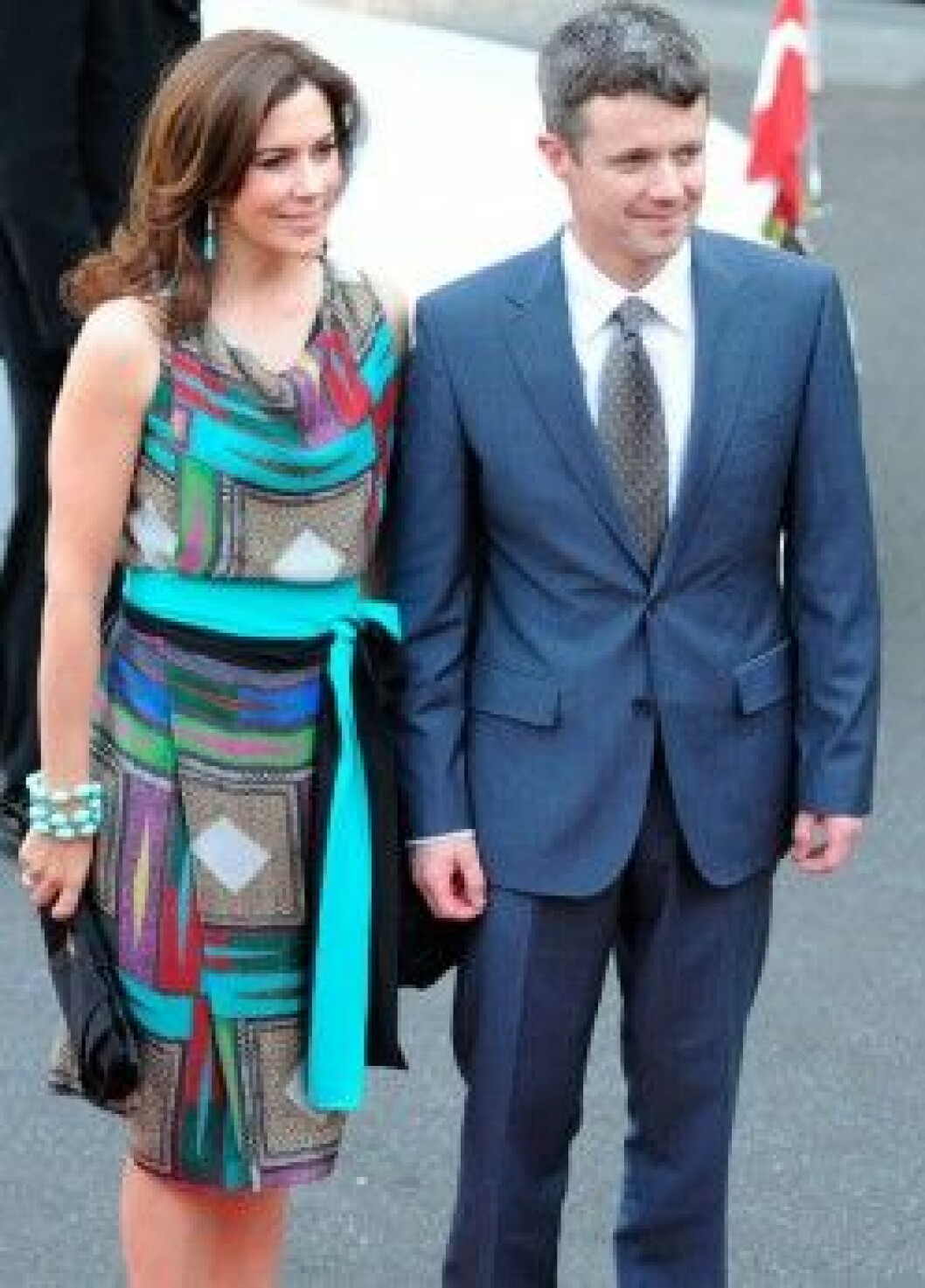 Mary och Frederik provsatt danska stolar | Svensk Dam