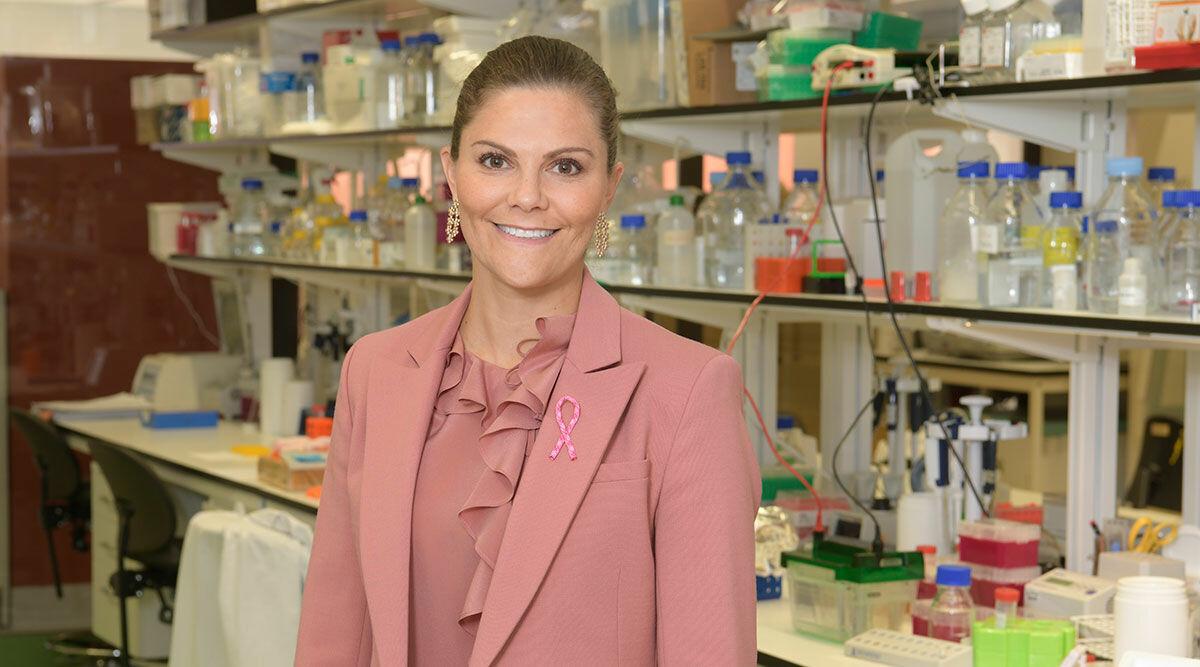 Victoria bär nya Rosa bandet – se nya bilden | Svensk Damtidning