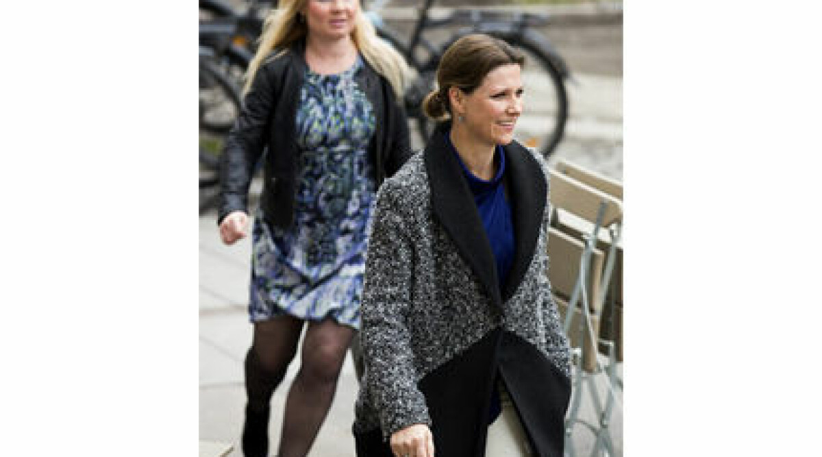 Mossiga koftor, fula frisyrer och gamla kläder | Svensk Damtidning